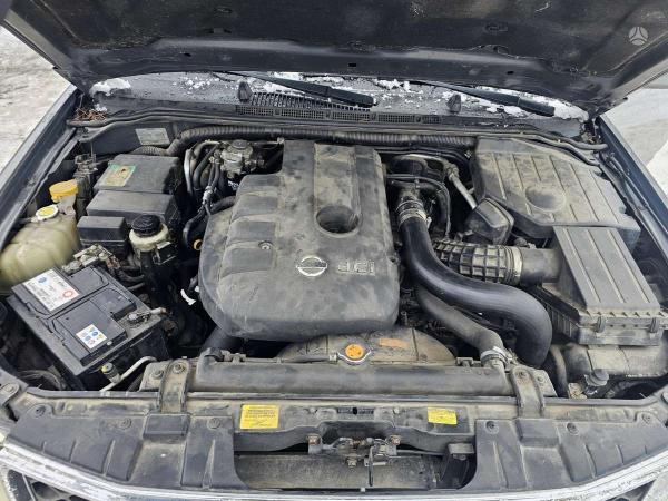 Nissan Pathfinder 2005 Tauragė, ar dzinēja tilpumu 2.49 L un nobraukumu 300 tūkst. km par 4500 €, foto 11 vietnē AUTOMOTO.COM.LV