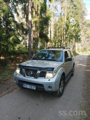 Nissan Pathfinder 2005 in Limbazi, with an engine capacity of 2.50 L and mileage of 381 thousand km for 3600 €, photo  on AUTOMOTO.COM.LV
