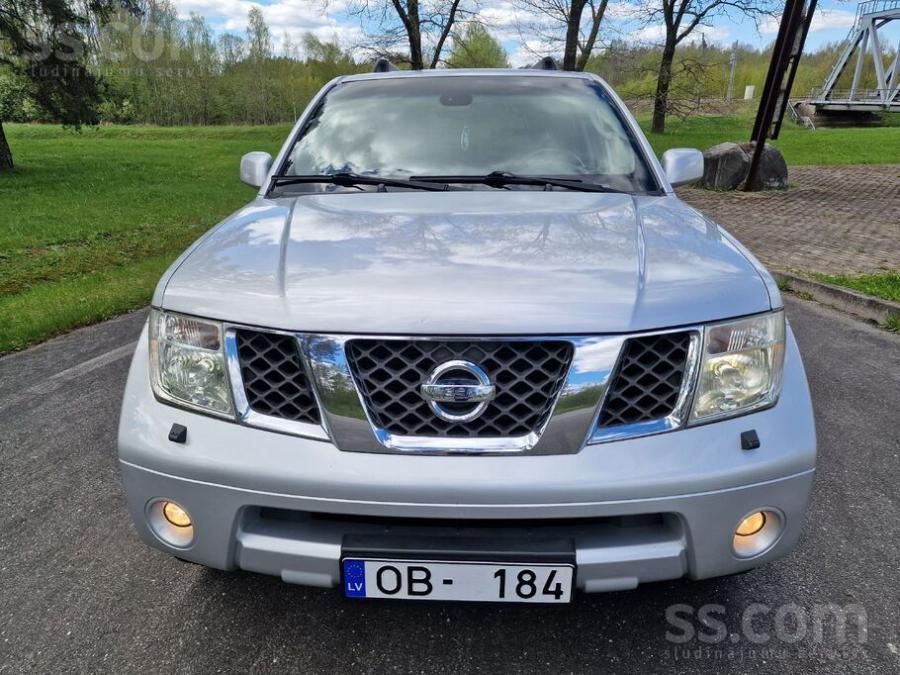 Nissan Pathfinder 2006 in Riga, with an engine capacity of 2.50 L and mileage of 280 thousand km for 5950 €, photo 3 on AUTOMOTO.COM.LV