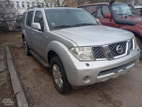 Nissan Pathfinder 2006 Kauņa, ar dzinēja tilpumu 4.00 L un nobraukumu 230 tūkst. km par 1999 €, foto 4 vietnē AUTOMOTO.COM.LV