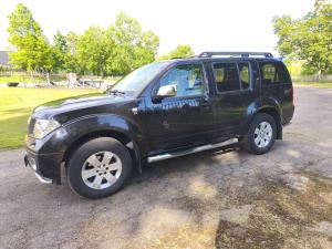 Nissan Pathfinder 2006 in Kaunas, with an engine capacity of 2.50 L and mileage of 256 thousand km for 2300 €, photo 7 on AUTOMOTO.COM.LV