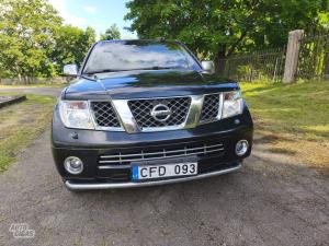 Nissan Pathfinder 2006 in Kaunas, with an engine capacity of 2.50 L and mileage of 256 thousand km for 2300 €, photo 8 on AUTOMOTO.COM.LV