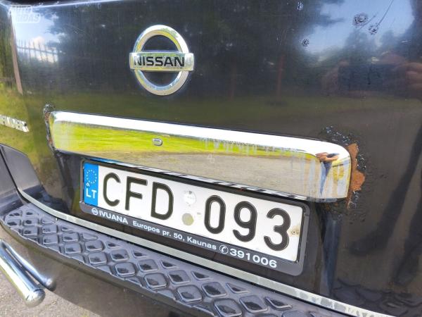 Nissan Pathfinder 2006 in Kaunas, with an engine capacity of 2.50 L and mileage of 256 thousand km for 2300 €, photo 10 on AUTOMOTO.COM.LV