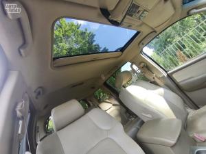 Nissan Pathfinder 2006 in Kaunas, with an engine capacity of 2.50 L and mileage of 256 thousand km for 2300 €, photo 17 on AUTOMOTO.COM.LV