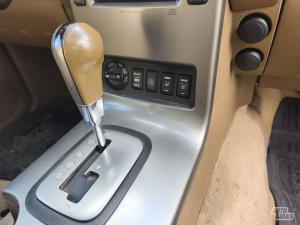 Nissan Pathfinder 2006 in Kaunas, with an engine capacity of 2.50 L and mileage of 256 thousand km for 2300 €, photo 19 on AUTOMOTO.COM.LV