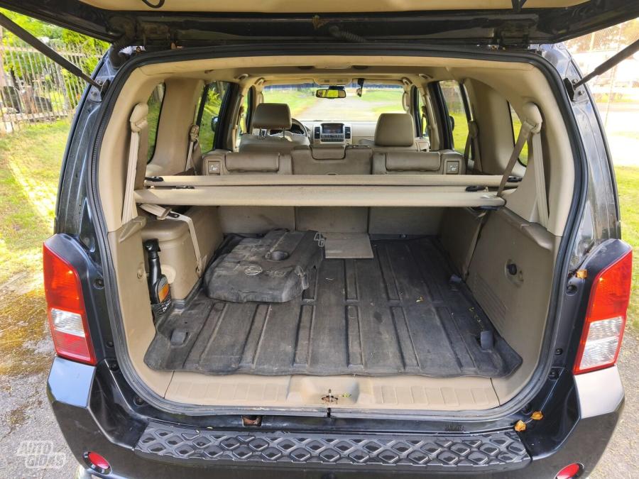 Nissan Pathfinder 2006 in Kaunas, with an engine capacity of 2.50 L and mileage of 256 thousand km for 2300 €, photo 20 on AUTOMOTO.COM.LV