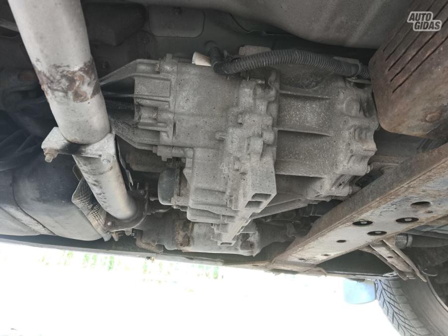 Nissan Pathfinder 2006 in Kaunas, with an engine capacity of 2.50 L and mileage of 256 thousand km for 2300 €, photo 22 on AUTOMOTO.COM.LV