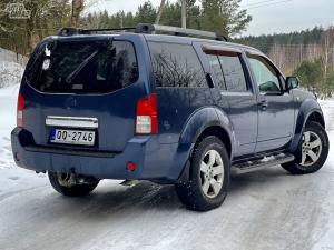 Nissan Pathfinder 2007 in Vilnius, with an engine capacity of 2.50 L and mileage of 400 thousand km for 3150 €, photo 4 on AUTOMOTO.COM.LV