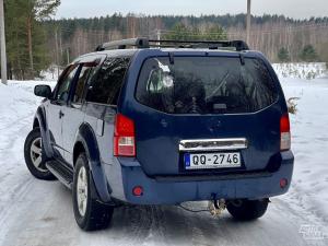 Nissan Pathfinder 2007 in Vilnius, with an engine capacity of 2.50 L and mileage of 400 thousand km for 3150 €, photo 8 on AUTOMOTO.COM.LV