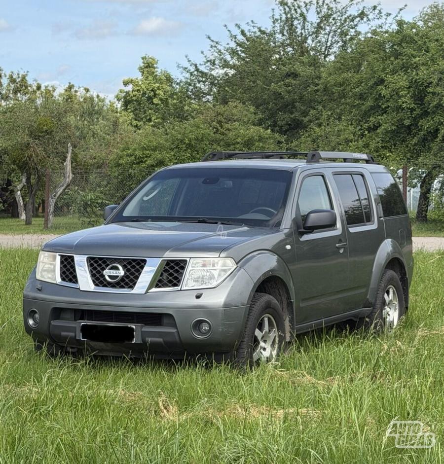 Nissan Pathfinder 2007 in Kaunas, with an engine capacity of 2.50 L and mileage of 293 thousand km for 4700 €, photo 1 on AUTOMOTO.COM.LV