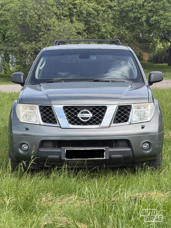 Nissan Pathfinder 2007 in Kaunas, with an engine capacity of 2.50 L and mileage of 293 thousand km for 4700 €, photo 2 on AUTOMOTO.COM.LV