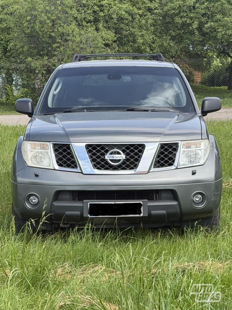 Nissan Pathfinder 2007 in Kaunas, with an engine capacity of 2.50 L and mileage of 293 thousand km for 4700 €, photo 3 on AUTOMOTO.COM.LV