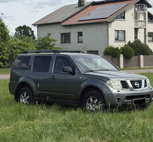 Nissan Pathfinder 2007 in Kaunas, with an engine capacity of 2.50 L and mileage of 293 thousand km for 4700 €, photo 7 on AUTOMOTO.COM.LV