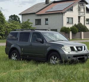Nissan Pathfinder 2007 in Kaunas, with an engine capacity of 2.50 L and mileage of 293 thousand km for 4700 €, photo 8 on AUTOMOTO.COM.LV
