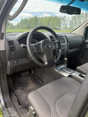 Nissan Pathfinder 2007 in Kaunas, with an engine capacity of 2.50 L and mileage of 293 thousand km for 4700 €, photo 9 on AUTOMOTO.COM.LV