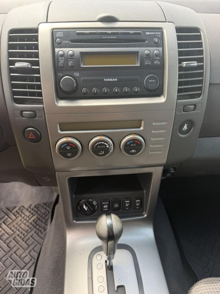 Nissan Pathfinder 2007 in Kaunas, with an engine capacity of 2.50 L and mileage of 293 thousand km for 4700 €, photo 10 on AUTOMOTO.COM.LV