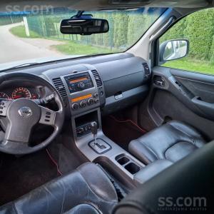 Nissan Pathfinder 2007 in Riga, with an engine capacity of 2.50 L and mileage of 260 thousand km for 5950 €, photo 13 on AUTOMOTO.COM.LV