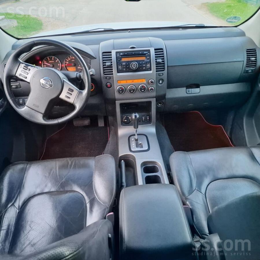 Nissan Pathfinder 2007 in Riga, with an engine capacity of 2.50 L and mileage of 260 thousand km for 5950 €, photo 16 on AUTOMOTO.COM.LV