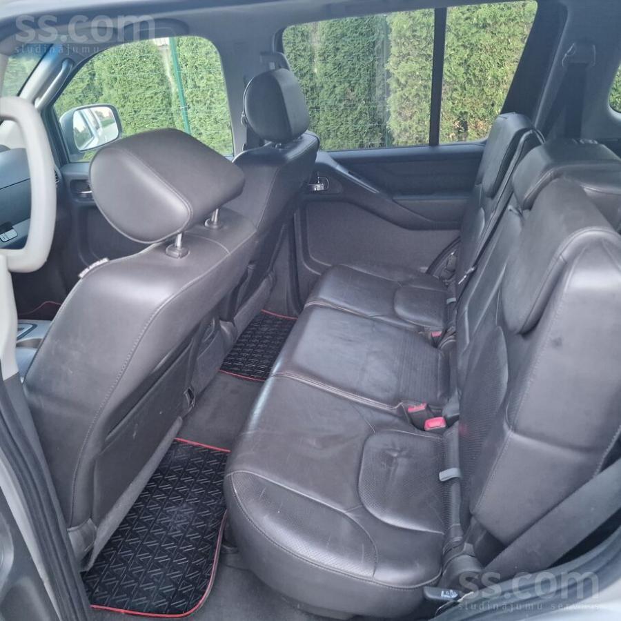 Nissan Pathfinder 2007 in Riga, with an engine capacity of 2.50 L and mileage of 260 thousand km for 5950 €, photo 17 on AUTOMOTO.COM.LV