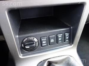 Nissan Pathfinder 2009 Rīga, ar dzinēja tilpumu 2.50 L un nobraukumu 0 tūkst. km par 5750 €, foto 11 vietnē AUTOMOTO.COM.LV