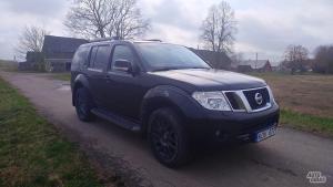 Nissan Pathfinder 2012 in Kaunas, with an engine capacity of 2.50 L and mileage of 380 thousand km for 7200 €, photo  on AUTOMOTO.COM.LV