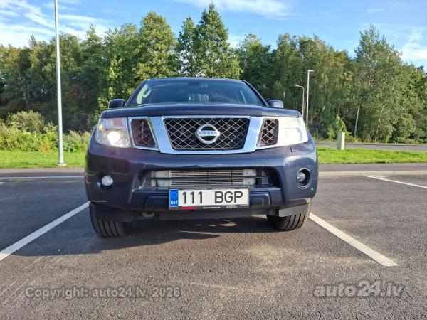 Nissan Pathfinder 2012 Tallina, ar dzinēja tilpumu 3.00 L un nobraukumu 156 tūkst. km par 24000 €, foto 3 vietnē AUTOMOTO.COM.LV