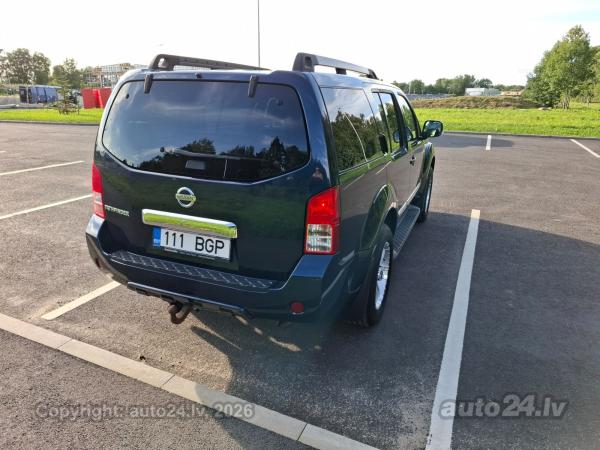 Nissan Pathfinder 2012 Tallina, ar dzinēja tilpumu 3.00 L un nobraukumu 156 tūkst. km par 24000 €, foto 5 vietnē AUTOMOTO.COM.LV