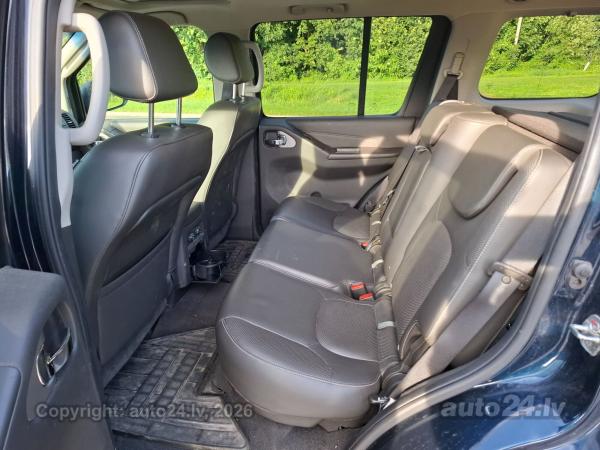 Nissan Pathfinder 2012 Tallina, ar dzinēja tilpumu 3.00 L un nobraukumu 156 tūkst. km par 24000 €, foto 7 vietnē AUTOMOTO.COM.LV