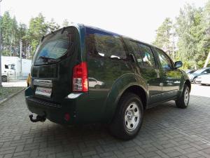 Green Nissan Pathfinder 2007 in Jonava, with an engine capacity of 2.49 L and mileage of 286 thousand km for 2900 €, photo 7 on AUTOMOTO.COM.LV