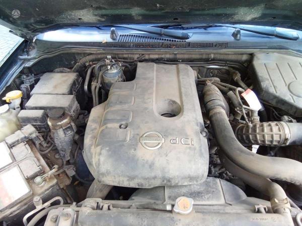 Green Nissan Pathfinder 2007 in Jonava, with an engine capacity of 2.49 L and mileage of 286 thousand km for 2900 €, photo 9 on AUTOMOTO.COM.LV