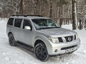 Pelēks Nissan Pathfinder 2005 Šilutė, ar dzinēja tilpumu 2.50 L un nobraukumu 142 tūkst. km par 2800 €, foto 3 vietnē AUTOMOTO.COM.LV