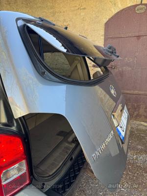 Pelēks Nissan Pathfinder 2005 Rakvere, ar dzinēja tilpumu 2.50 L un nobraukumu 315 tūkst. km par 3799 €, foto 8 vietnē AUTOMOTO.COM.LV