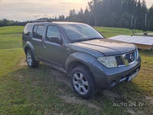 Grey Nissan Pathfinder 2005 in Otepaa, with an engine capacity of 2.50 L and mileage of 0 thousand km for 1399 €, photo 3 on AUTOMOTO.COM.LV