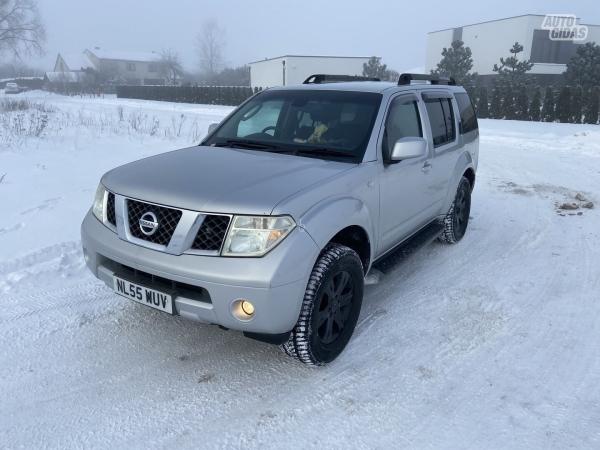 Grey Nissan Pathfinder 2006 in Klaipeda, with an engine capacity of 2.50 L and mileage of 145 thousand km for 2500 €, photo 6 on AUTOMOTO.COM.LV