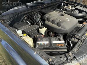 Pelēks Nissan Pathfinder 2006 Jūrmala, ar dzinēja tilpumu 2.50 L un nobraukumu 270 tūkst. km par 5450 €, foto 14 vietnē AUTOMOTO.COM.LV