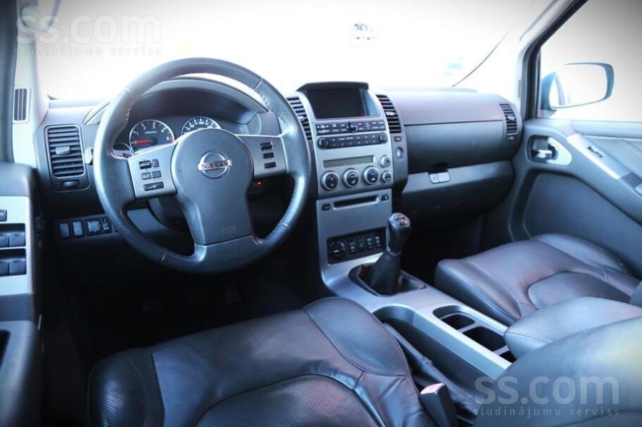 Grey Nissan Pathfinder 2007 in Riga, with an engine capacity of 2.50 L and mileage of 0 thousand km for 5995 €, photo 9 on AUTOMOTO.COM.LV