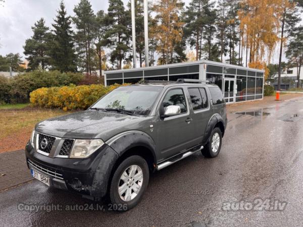 Grey Nissan Pathfinder 2007 in Tallinn, with an engine capacity of 2.50 L and mileage of 378 thousand km for 3950 €, photo 1 on AUTOMOTO.COM.LV