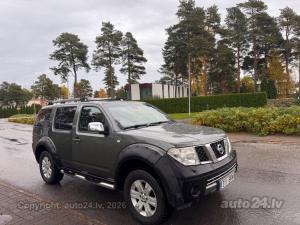 Grey Nissan Pathfinder 2007 in Tallinn, with an engine capacity of 2.50 L and mileage of 378 thousand km for 3950 €, photo 4 on AUTOMOTO.COM.LV
