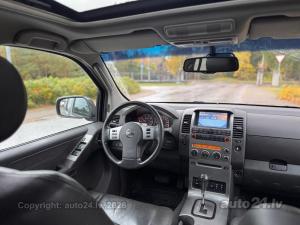 Grey Nissan Pathfinder 2007 in Tallinn, with an engine capacity of 2.50 L and mileage of 378 thousand km for 3950 €, photo 6 on AUTOMOTO.COM.LV