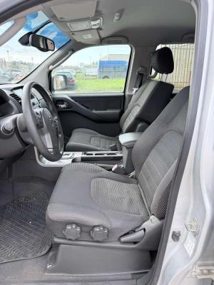 Grey Nissan Pathfinder 2007 in Kaunas, with an engine capacity of 2.49 L and mileage of 256 thousand km for 3700 €, photo 7 on AUTOMOTO.COM.LV