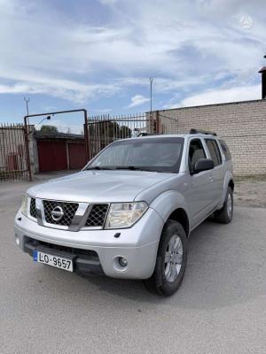 Pelēks Nissan Pathfinder 2007 Kauņa, ar dzinēja tilpumu 2.49 L un nobraukumu 256 tūkst. km par 3600 €, foto 1 vietnē AUTOMOTO.COM.LV