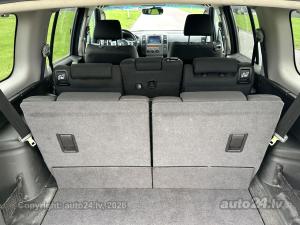 Pelēks Nissan Pathfinder 2007 Mardu, ar dzinēja tilpumu 2.50 L un nobraukumu 238 tūkst. km par 6000 €, foto 17 vietnē AUTOMOTO.COM.LV