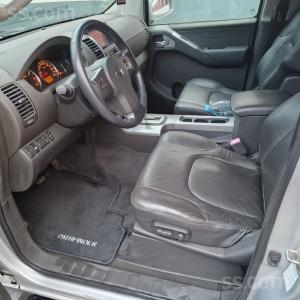 Grey Nissan Pathfinder 2007 in Riga, with an engine capacity of 2.50 L and mileage of 230 thousand km for 5900 €, photo 11 on AUTOMOTO.COM.LV