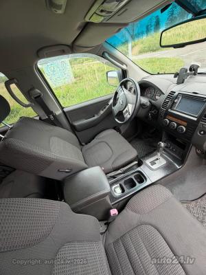 Pelēks Nissan Pathfinder 2009 Narva, ar dzinēja tilpumu 2.50 L un nobraukumu 310 tūkst. km par 5500 €, foto 6 vietnē AUTOMOTO.COM.LV