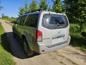 Grey Nissan Pathfinder 2009 in Telschi, with an engine capacity of 2.49 L and mileage of 0 thousand km for 3100 €, photo 6 on AUTOMOTO.COM.LV