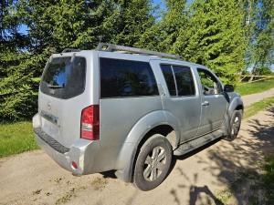Grey Nissan Pathfinder 2009 in Telschi, with an engine capacity of 2.49 L and mileage of 0 thousand km for 3100 €, photo 7 on AUTOMOTO.COM.LV