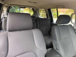 Grey Nissan Pathfinder 2010 in Kaunas, with an engine capacity of 0.00 L and mileage of 265 thousand km for 6250 €, photo  on AUTOMOTO.COM.LV