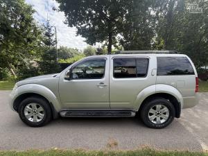 Pelēks Nissan Pathfinder 2010 Kauņa, ar dzinēja tilpumu 2.50 L un nobraukumu 280 tūkst. km par 4000 €, foto 14 vietnē AUTOMOTO.COM.LV