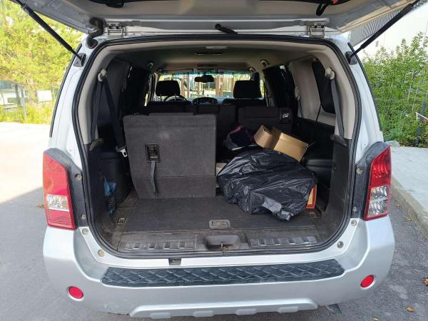 Pelēks Nissan Pathfinder 2010 Kauņa, ar dzinēja tilpumu 2.50 L un nobraukumu 238 tūkst. km par 6500 €, foto 11 vietnē AUTOMOTO.COM.LV