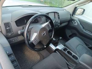 Pelēks Nissan Pathfinder 2010 Kauņa, ar dzinēja tilpumu 2.50 L un nobraukumu 238 tūkst. km par 6500 €, foto 16 vietnē AUTOMOTO.COM.LV